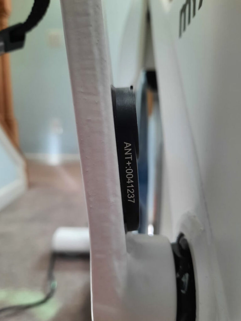 Power Meter vs. Speed/ Cadence Sensor: How They Differ & How to Choose ...